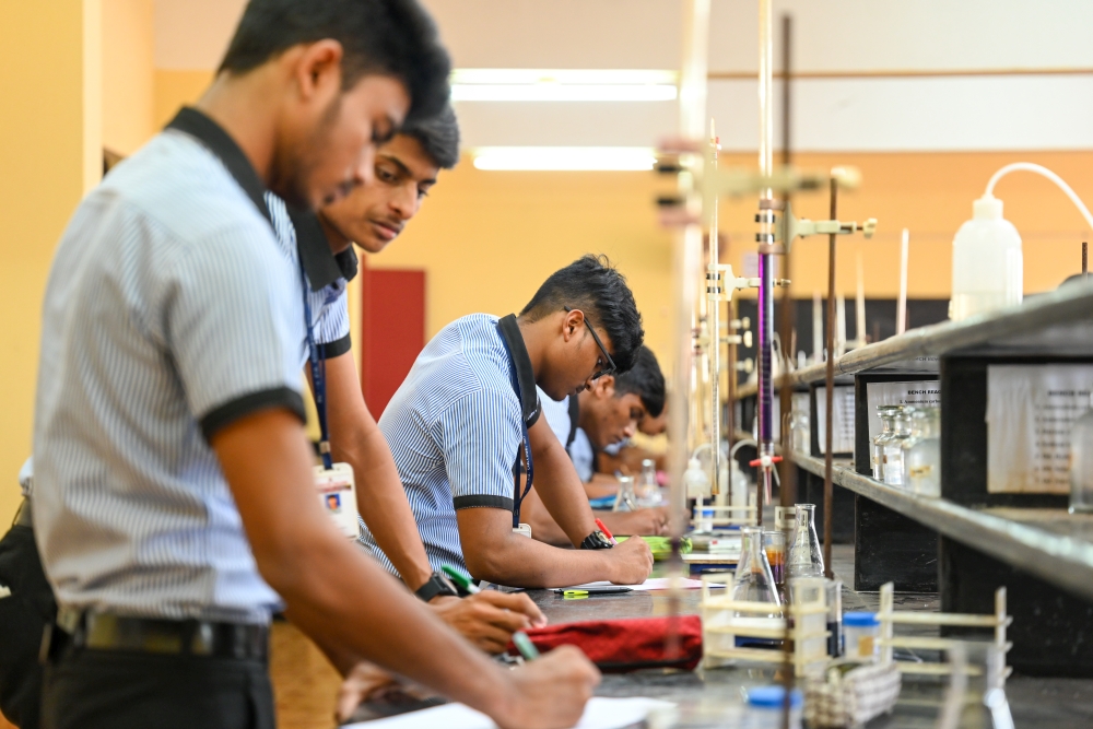 Science Stream Alvas PU College Science Stream Alvas PU College